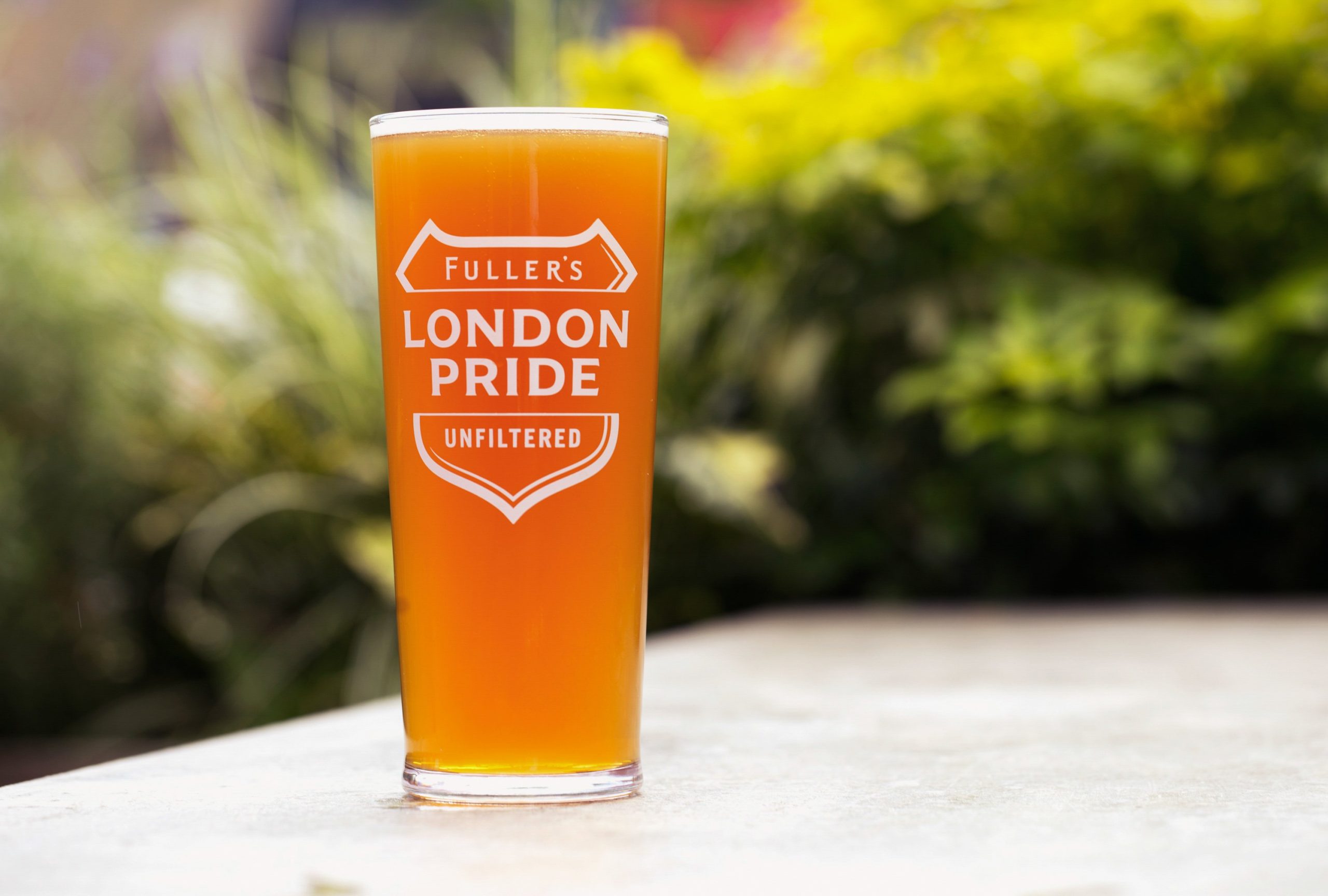 Fuller's London Pride: Tại Sao Bia Này Nổi Tiếng Như Vậy?